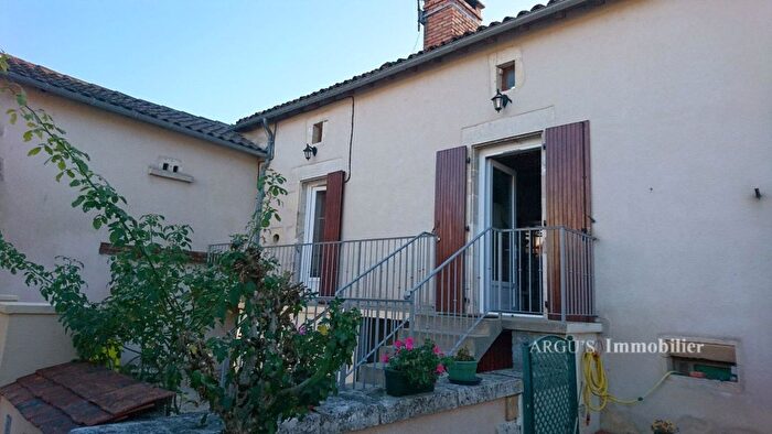 Maison à louer - Savigné - 3 pièces - 2 chambres