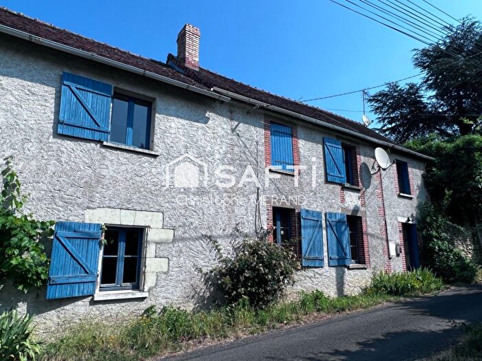 Maison 8 pièces à vendre - Dangé-Saint-Romain