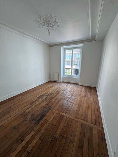 Appartement à louer - Goutte dOr-Château Rouge, Paris ème arrondissement - 2 pièces - 1 chambre