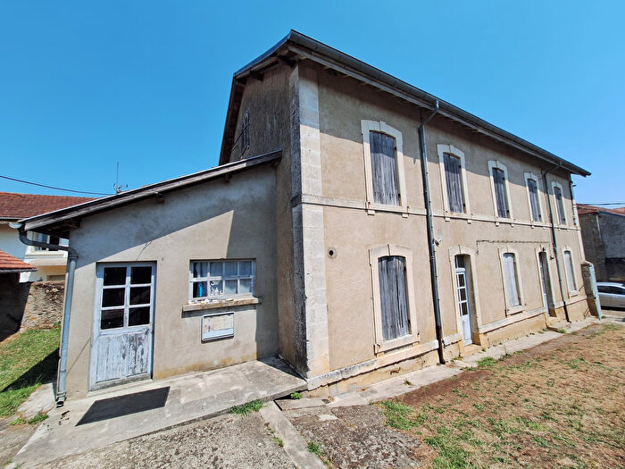 Maison 10 pièces à Riscle, à vendre