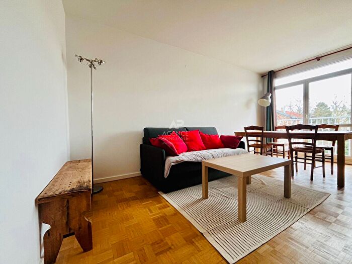 Appartement à louer - Clagny-Glatigny, Versailles - 2 pièces - 1 chambre