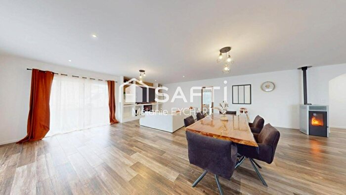 Maison à vendre - Taponnat-Fleurignac - 4 pièces - 3 chambres