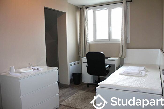 Appartement à louer - Puy du Roi, Compiègne - 1 pièce - 1 chambre