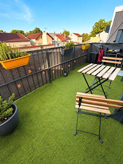 Nanterre, Chemin de l'île : Appartement 2 pièces à vendre
