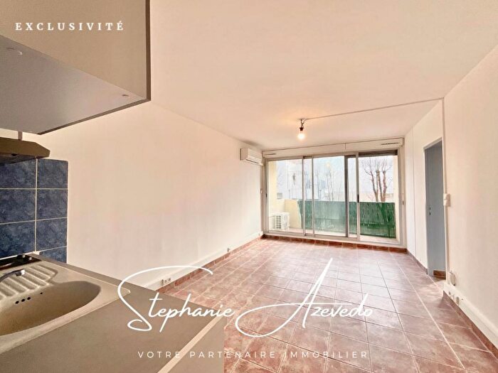 Appartement à vendre - Nîmes, Clos dOrville - 2 pièces - 1 chambre