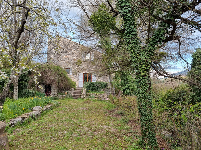Maison 8 pièces à vendre - Noyers-sur-Jabron