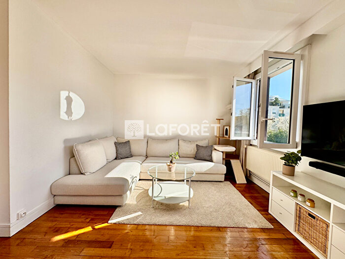 Appartement 3 pièces à vendre à Nanterre, Vieux Pont