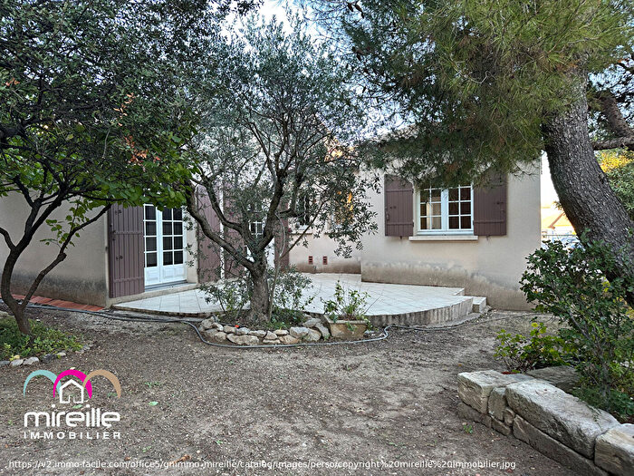 Maison à vendre - Beaucaire, Puech Cabrier, Genestet - 4 pièces - 3 chambres