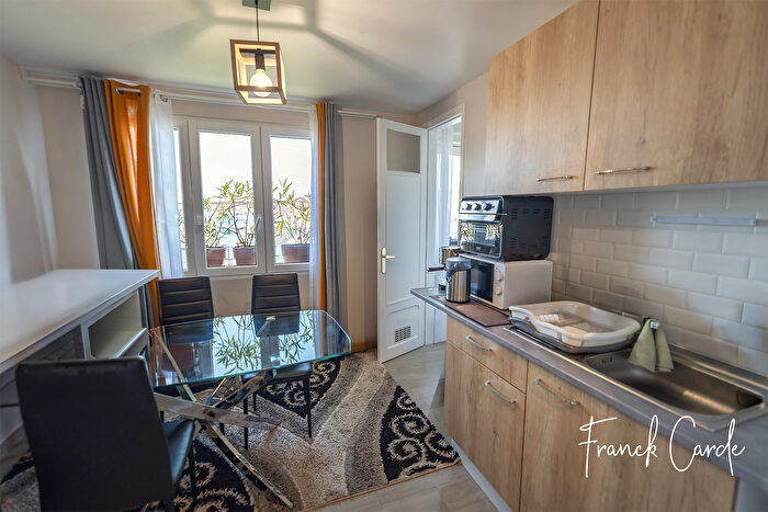 Appartement à vendre - Dieppe, Janval, Bruyères - 3 pièces - 2 chambres