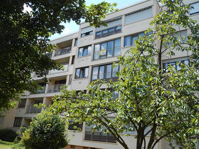 Appartement à louer - Chennevières-sur-Marne - 2 pièces - 1 chambre