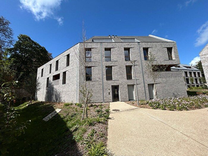 Appartement à louer - Montreuil, Versailles - 3 pièces - 2 chambres