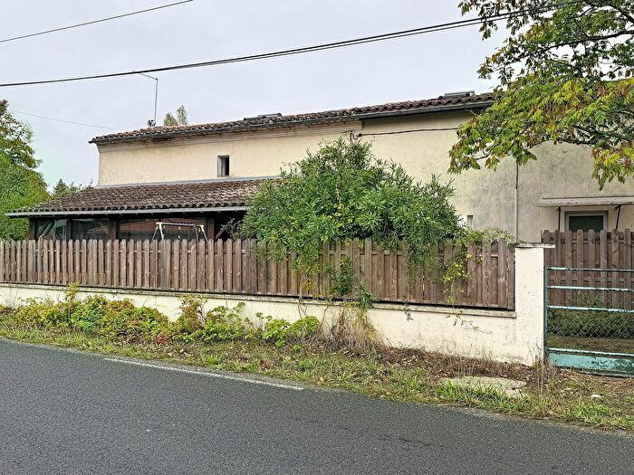 Maison 4 pièces à Sablons, à vendre