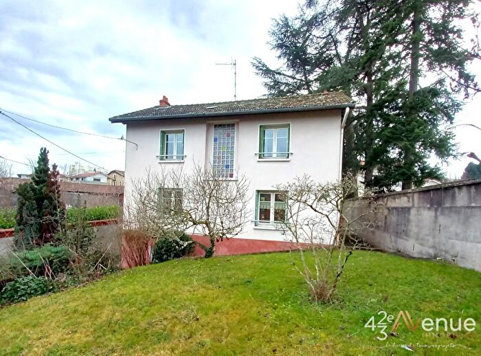 Maison 4 pièces à Rive-de-Gier, Centre-ville, Baldeyrou, République, à vendre