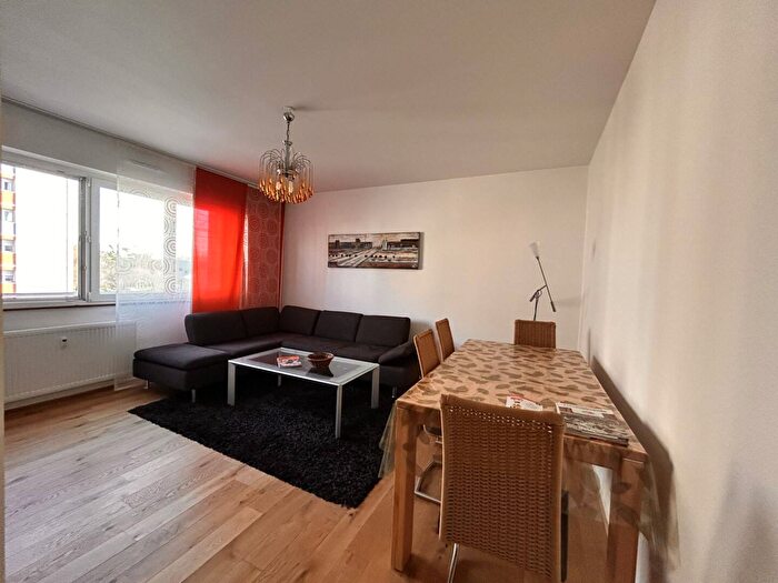 Appartement à louer - Esplanade Nord Est, Strasbourg - 3 pièces - 2 chambres