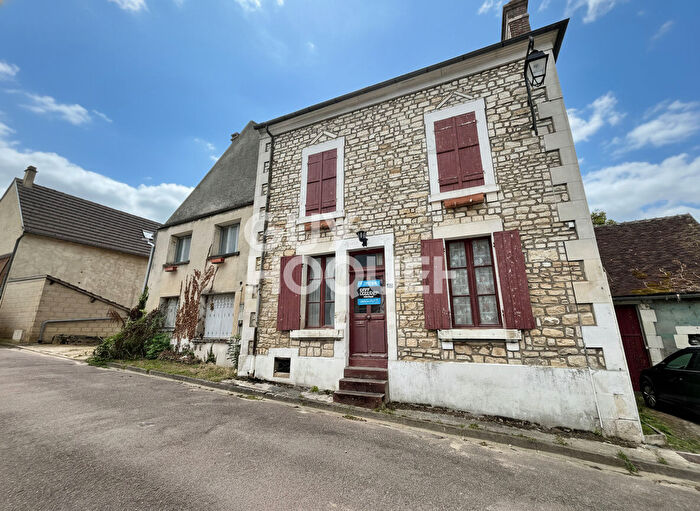 Maison 6 pièces à vendre à Escolives-Sainte-Camille