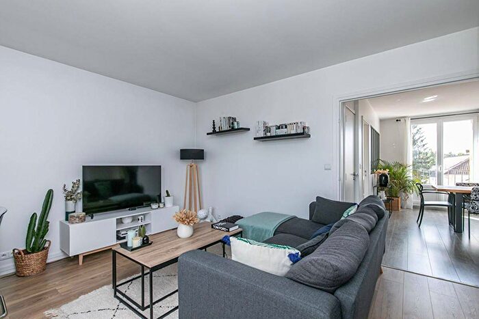 Appartement à louer - Coteaux, Chennevières-sur-Marne - 2 pièces - 1 chambre