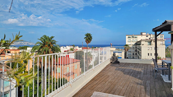 Nice, Arenas : Appartement 5 pièces à vendre