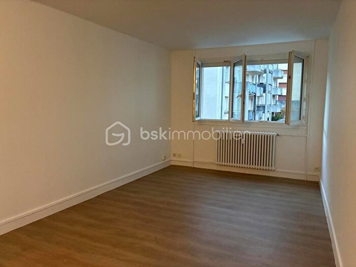 Chartres, Hôtel Dieu, Grand Faubourg : Appartement 1 pièce à vendre