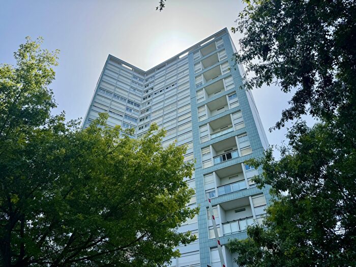 Quartiers Ouest, Bourg l'Evesque - Appartement 6 pièces à vendre