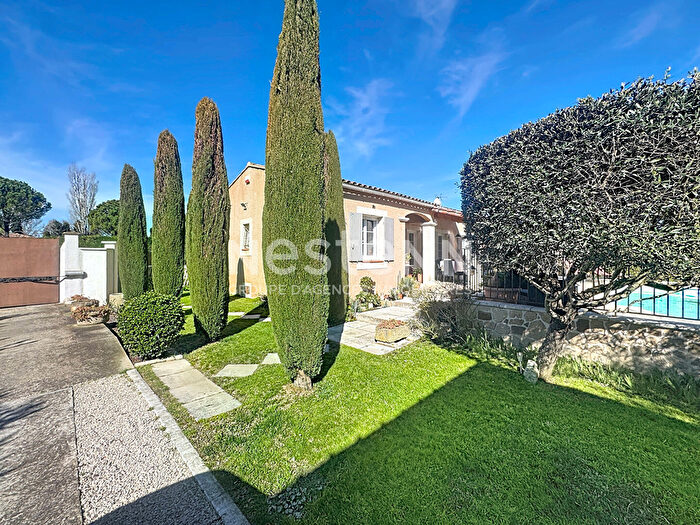 Maison à vendre - Graveson - 6 pièces - 4 chambres