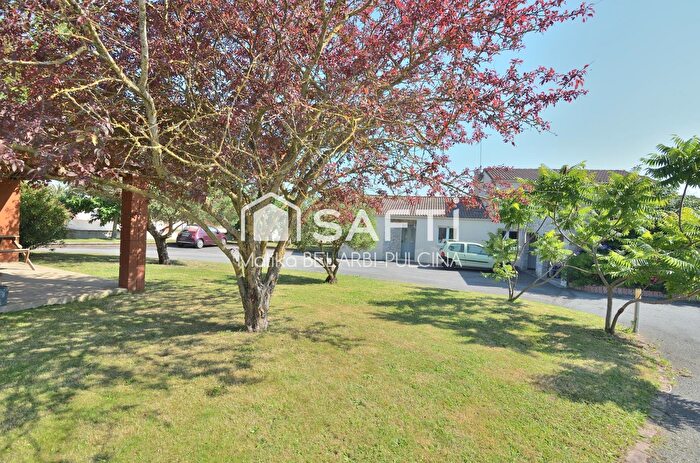 Maison 8 pièces à vendre - Brem-sur-Mer