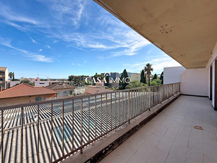 Appartement 4 pièces à vendre à Hyères, Pyanet