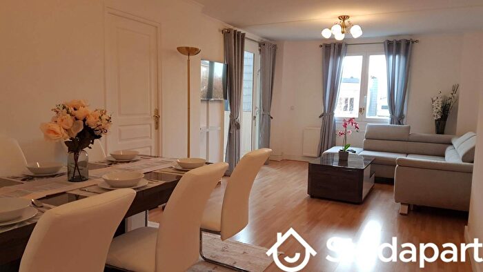 Appartement à louer - Ville Nouvelle-Centre Est, Noisiel - 1 pièce - 1 chambre