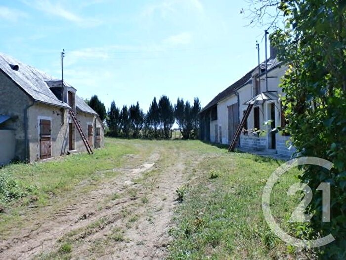 Saint-Hilaire-en-Lignières : Maison 2 pièces à vendre