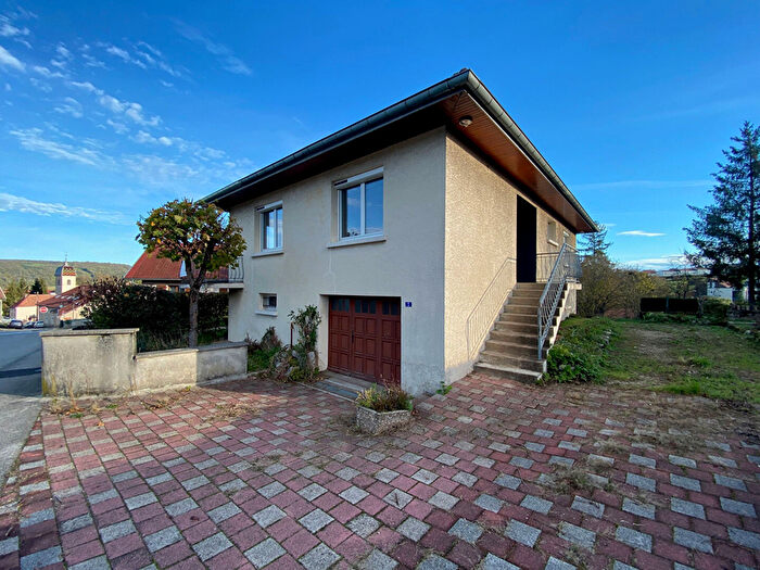 Saône - Maison 5 pièces à louer