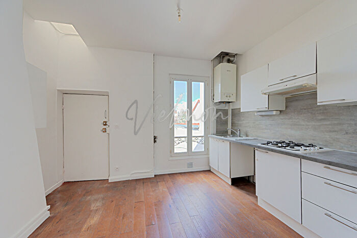 Appartement à vendre - Saint-Germain-en-Laye, Centre-ville, Quartiers forestiers - 3 pièces - 2 chambres