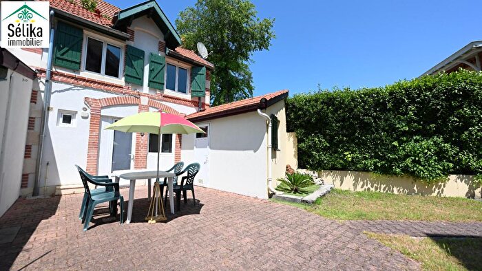 Maison à vendre - Arcachon, Ville dHiver, Parc Mauresque - 3 pièces - 2 chambres