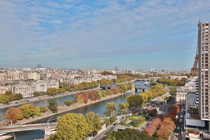Appartement 3 pièces à louer à Paris 15ème, Emeriau, Zola
