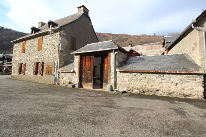 Maison 8 pièces à vendre - Oô