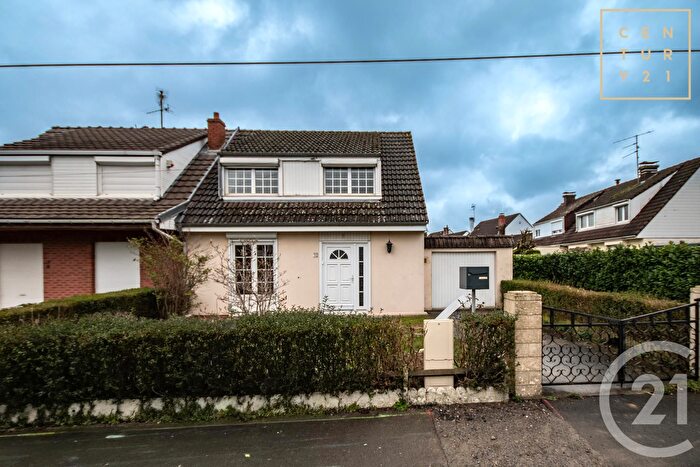 Maison à vendre - Louvroil - 4 pièces - 3 chambres