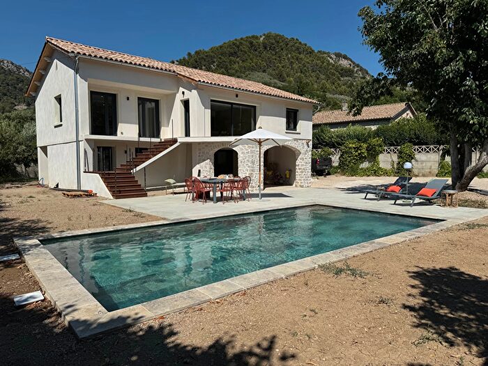 Maison à vendre - Buis-les-Baronnies - 5 pièces - 4 chambres