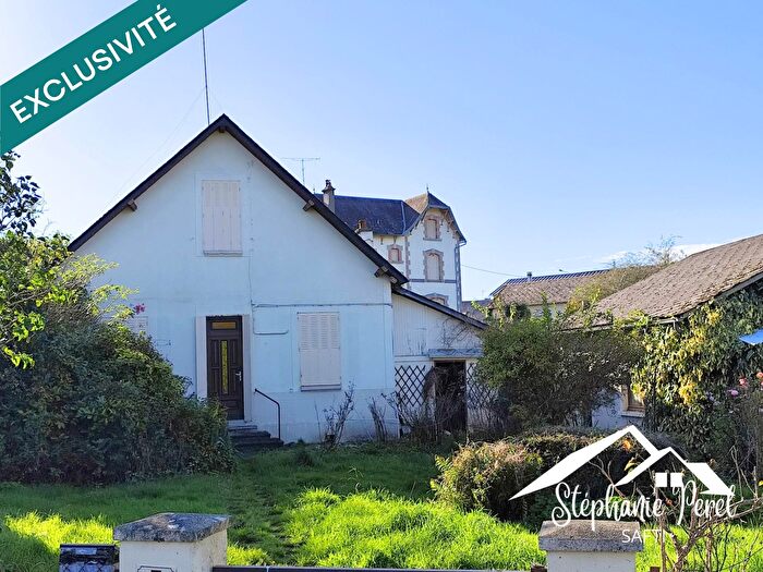 Maison à vendre - Neuvic - 5 pièces - 3 chambres