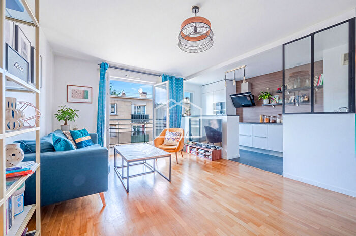 Appartement 3 pièces à vendre à Suresnes, Carnot, Gambetta