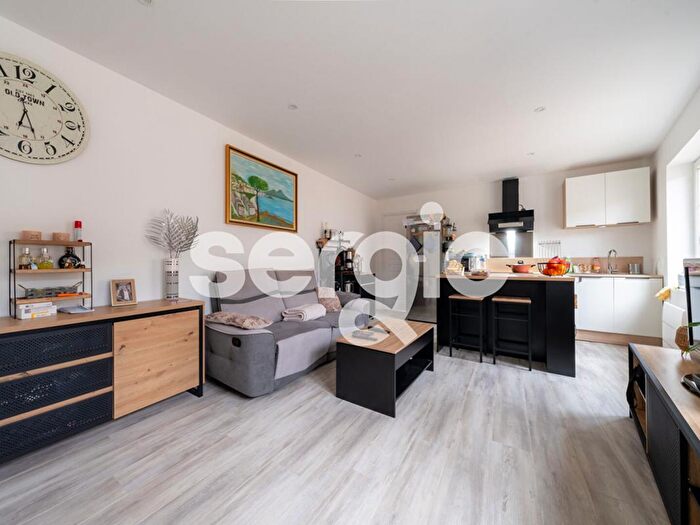 Bruay-en-Artois, Centre-ville, Vieux-village : Appartement 2 pièces à vendre