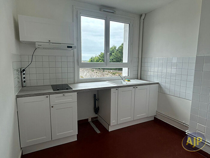 Appartement 1 pièce à louer - Saintes, Centre-ville