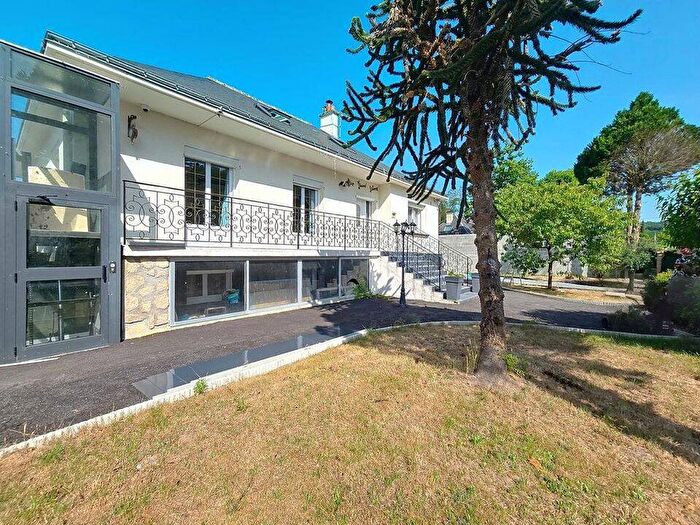 Maison 8 pièces à louer - Monts