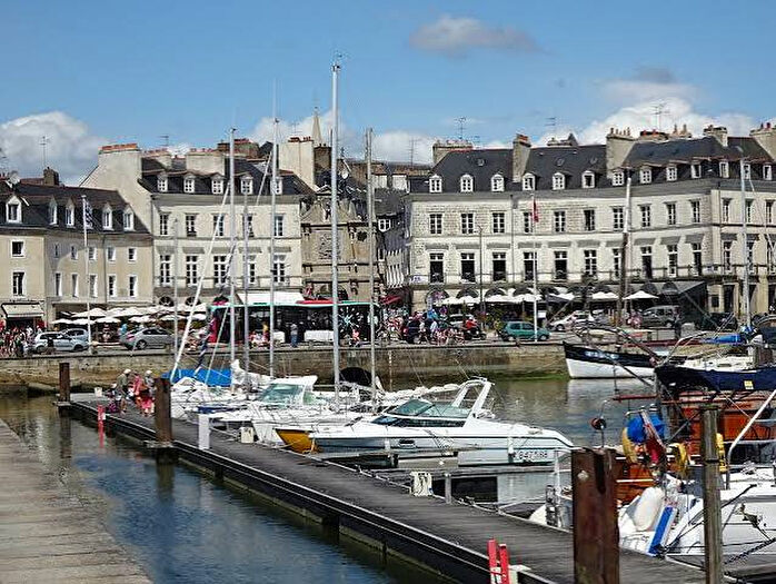 Vannes, Centre-ville, Le Port : Appartement 1 pièce à vendre
