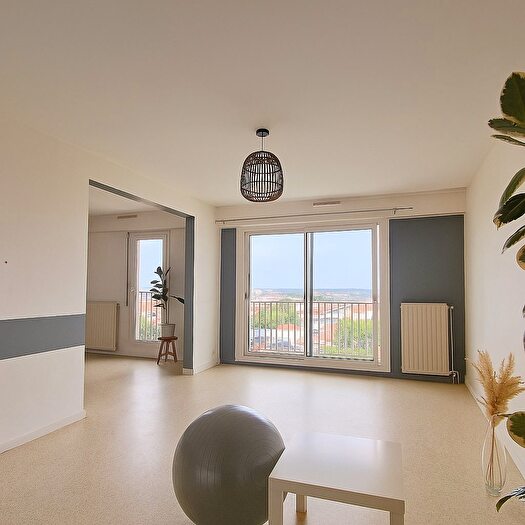 Appartement 4 pièces à Rezé, à louer