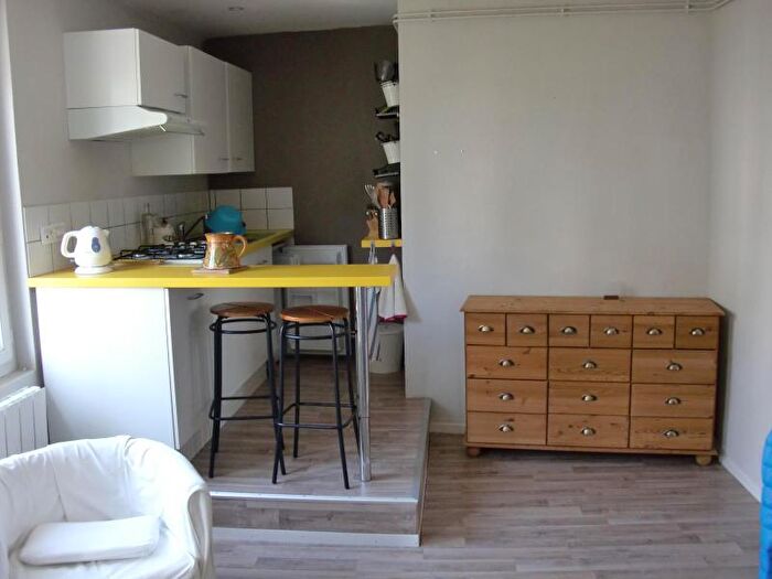 Appartement à louer - Saint-Étienne, Saint-Roch, Vivaraize, Valbenoite, Centre Deux - 2 pièces - 1 chambre