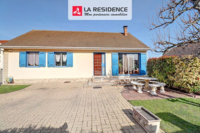 Maison à vendre - Ecquevilly - 7 pièces - 4 chambres