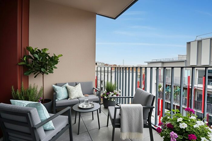 Appartement à louer - Clermont-Ferrand, Delille, Cathédrale, La Gare - 2 pièces - 1 chambre