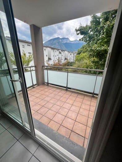 Appartement 4 pièces à Barnave-Saint Robert, Saint-Égrève, à louer