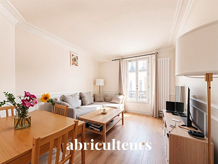 Appartement 2 pièces à Courbevoie, Gambetta, La Défense, à vendre
