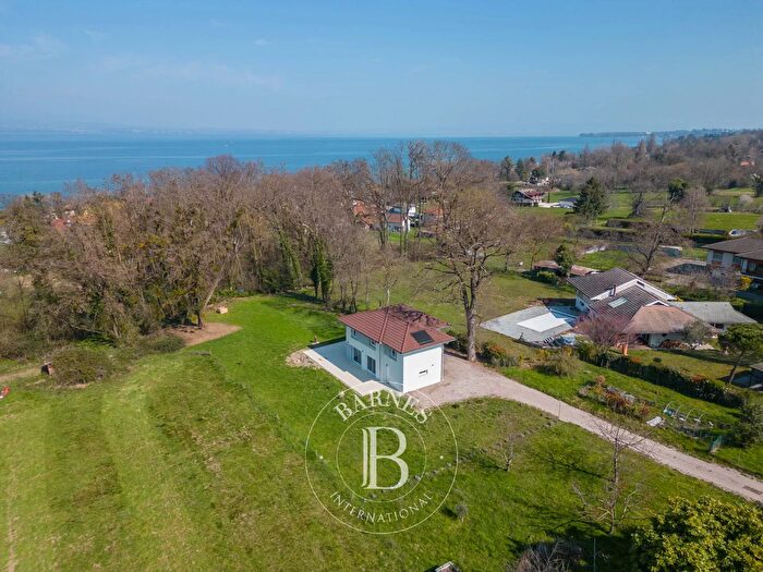 Maison à louer - Anthy-sur-Léman - 5 pièces - 3 chambres