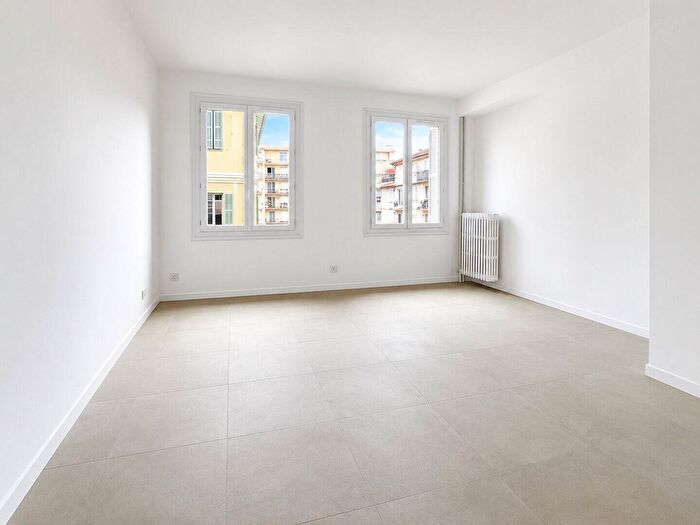 République, Nice - Appartement 4 pièces à louer