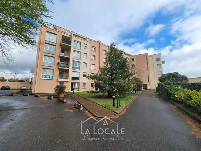 Appartement à vendre - Limoges, Centre-ville, Hôtel de Ville, Emailleurs - 3 pièces - 2 chambres